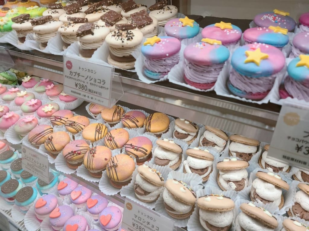 【宇都宮市】パセオにて人気韓国スイーツマカロン店『mindeulle（ミンドュルレ）』が期間限定オープン中。購入したのはまさかのクマ！？ うつのみやグルメ紀行。スイーツの旅♪ | 号外NET 宇都宮市